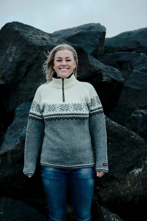 Sweater fra Norge i 100% ren uld m/nordisk mønster – Suztain A/S